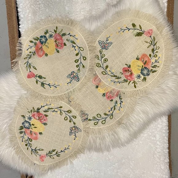 tabitha webb | Kitchen | Tabitha Webb Jute Embroidered Placemats Set Of ...